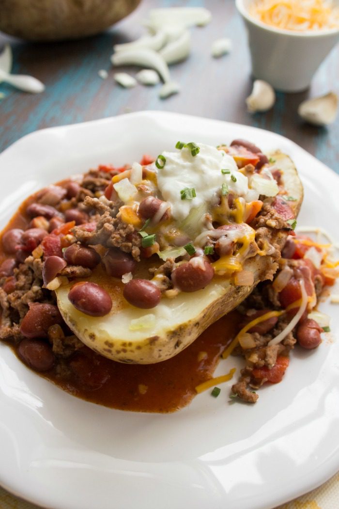 Cheesy Baked Chili Potato Recipe | WW Friendly Dinner Recipe