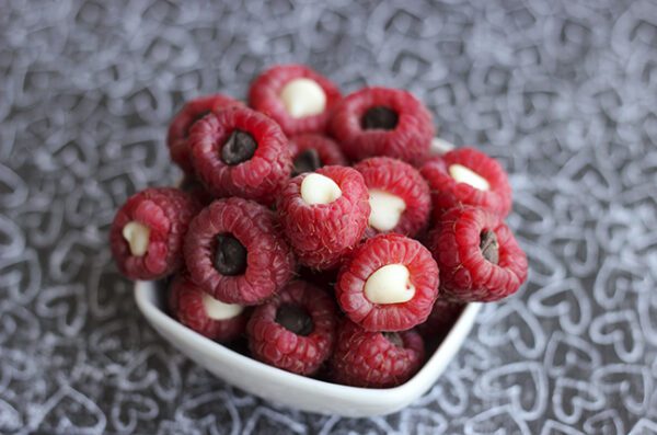 Chocolate Raspberry Fruit Popper Snack
