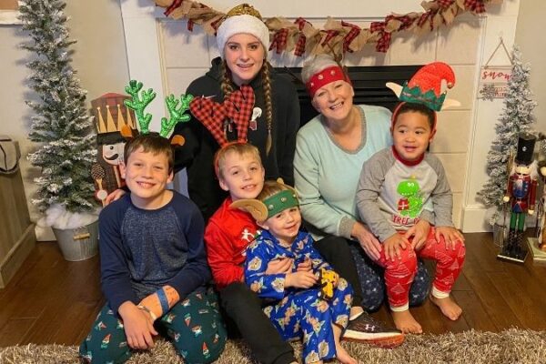 Easy Christmas Baking Ideas for a Fun Family Night
